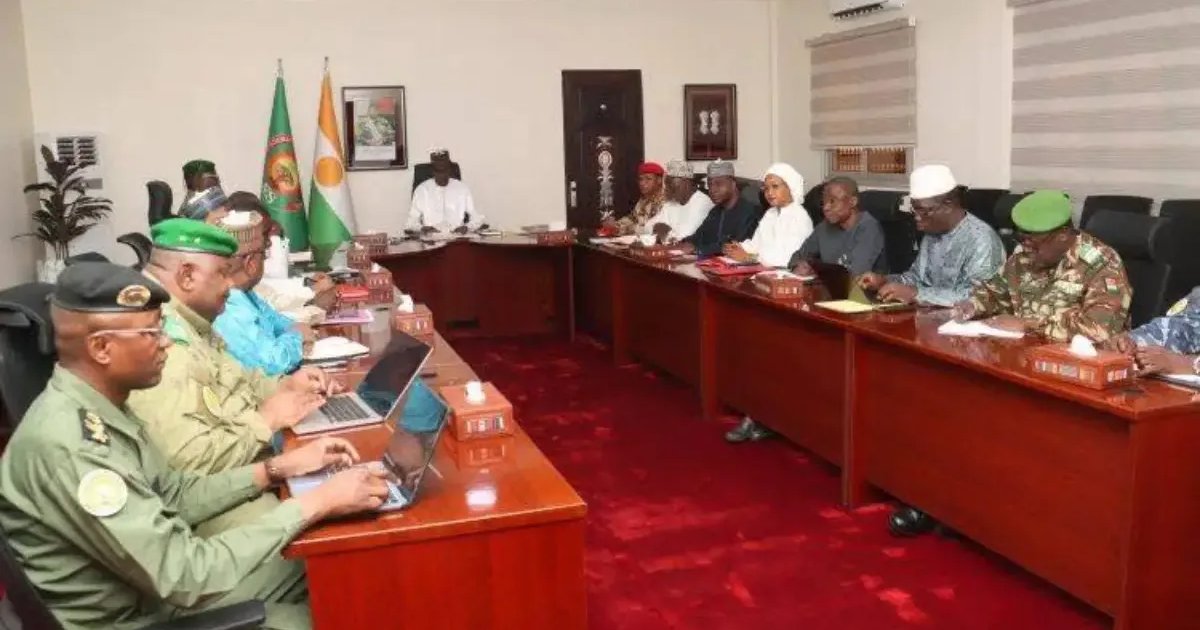 The Committee responsible for the reopening of the Benin-Niger border ...