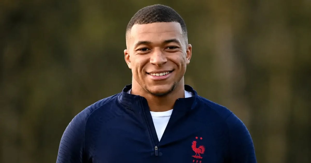 World Cup 2026: Kylian Mbappé sees Ronaldo scoring more goals than Messi.