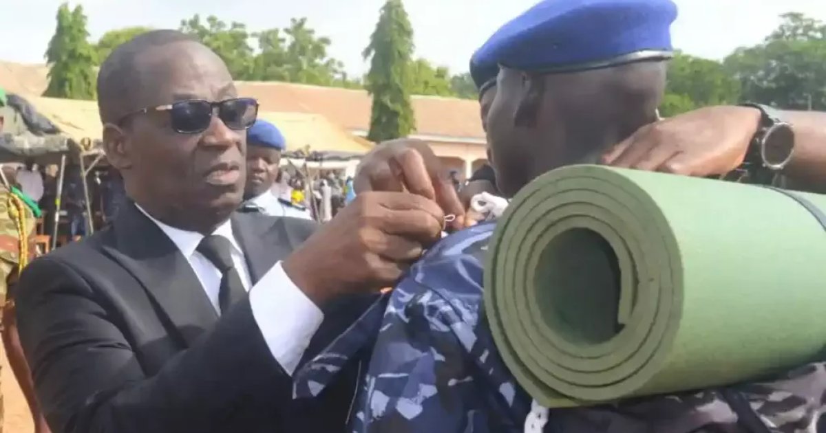 Bénin: présentation officielle de 1785 nouvelles recrues de la Police ...
